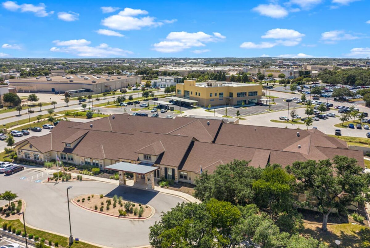 Assisted Living & Memory Care in Cedar Park, TX | The Monarch